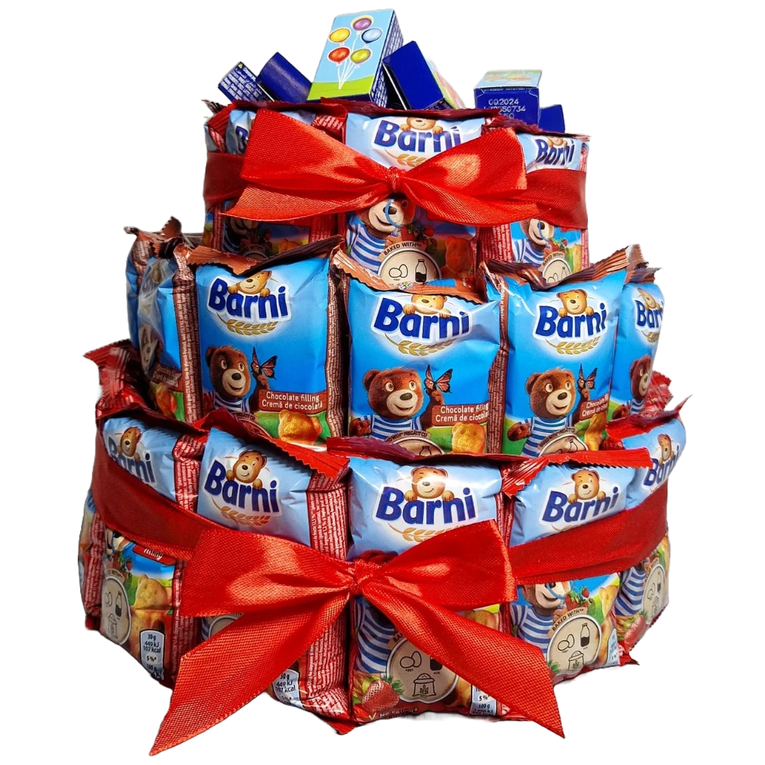 Tort cu 3 etaje pentru fetite cu prajiturele cu ciocolata, acadele si ...